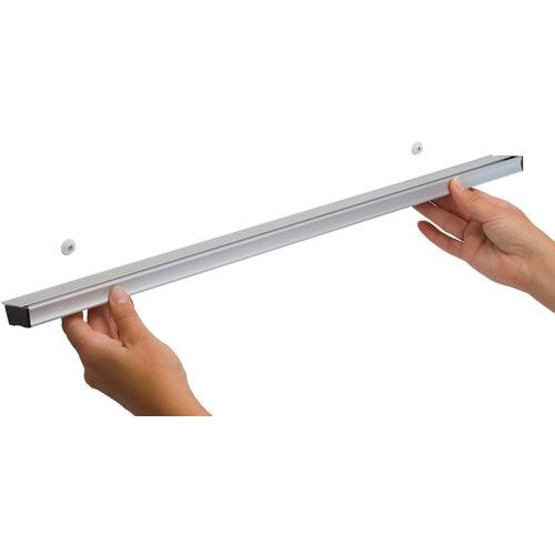 Rail de présentation Grip-a-Strip - Modèle mural - Jalema - Manutan.be